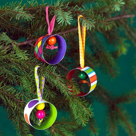 Paper Crafts Ideas Make Your Own Colorful Christmas Tree Ornaments Paper Crafts Ideas Make Your Own Colorful Christmas Tree Ornaments